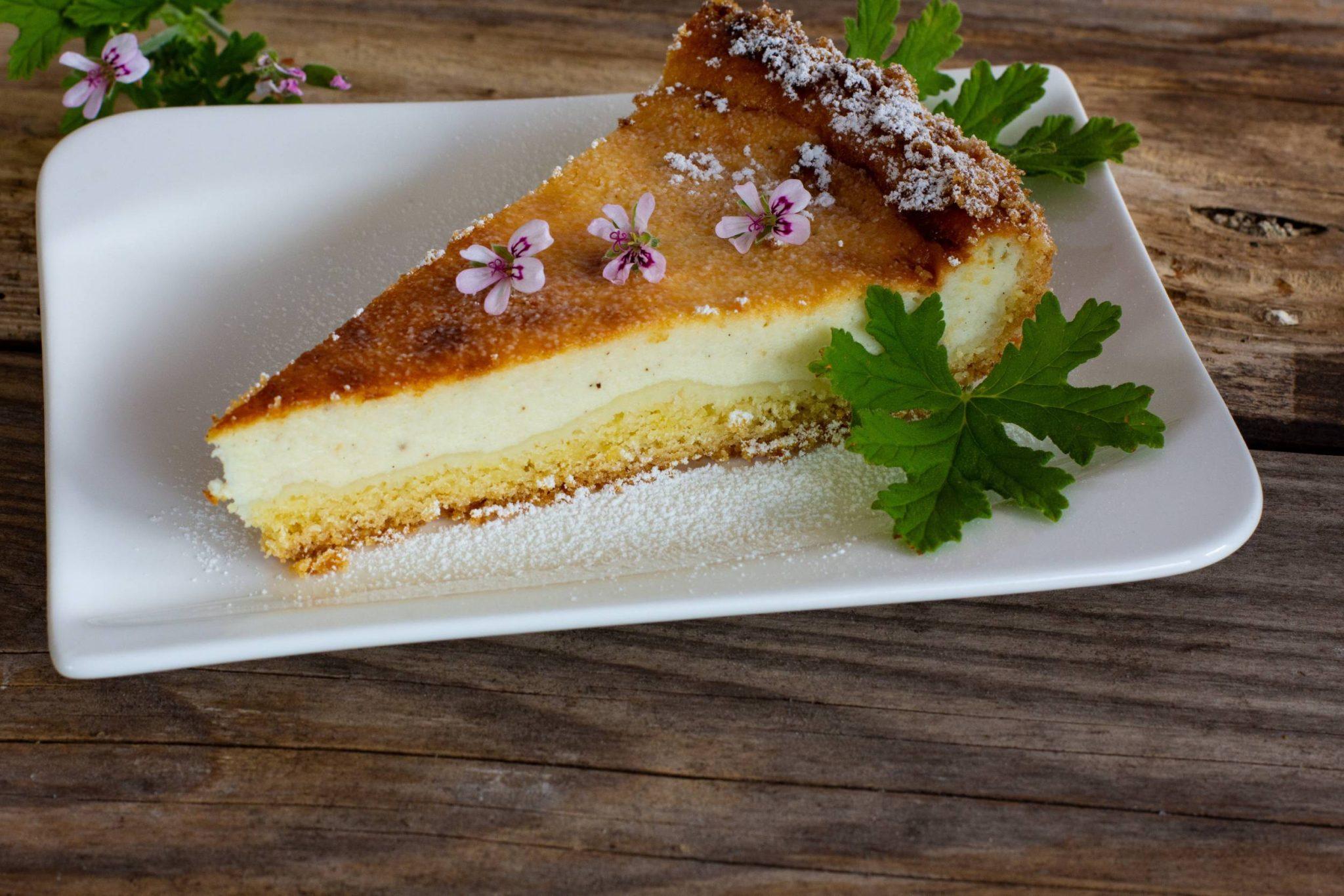 Geraniums - Edible Flowers in your Garden - Gardening Express Knowledge Hub